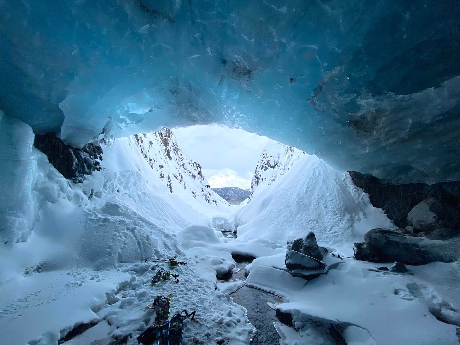 ALASKA SNOWMOBILE TOURS